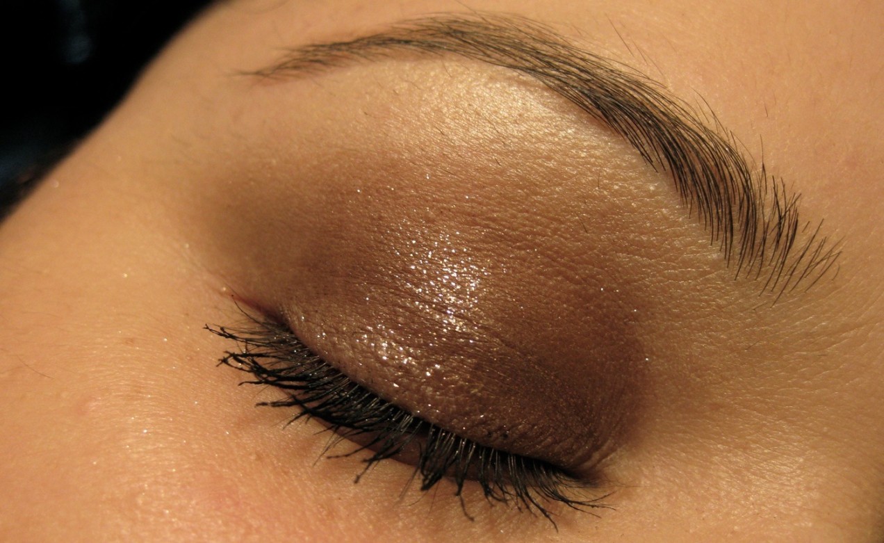 Urban Decay Moondust Eyeshadow Diamond Dog - The Lab Bunny